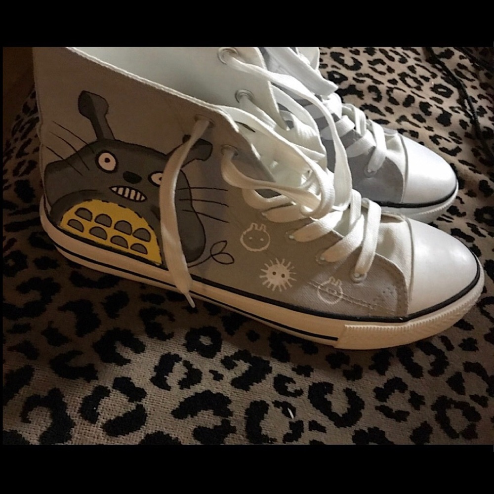 Brand New Hand Painted D.Guan Sneakers - Gem